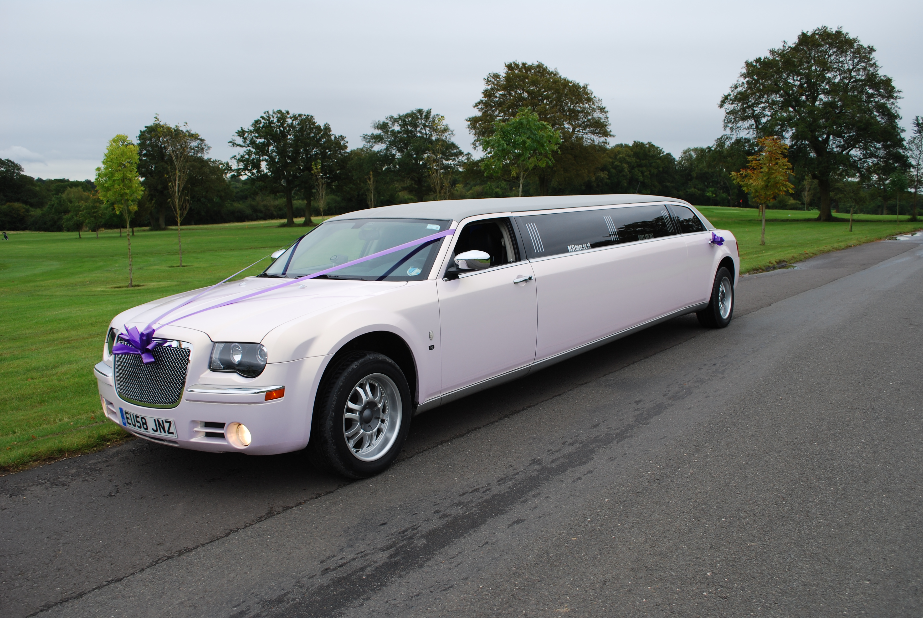 Our Vehicles :: Hummer H2 Limousine Limo Hire Chauffeer Driven Cars
